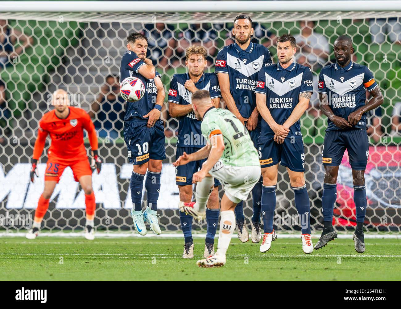Melbourne, Australia. 10th Jan, 2025. Western United's Captain Ben ...