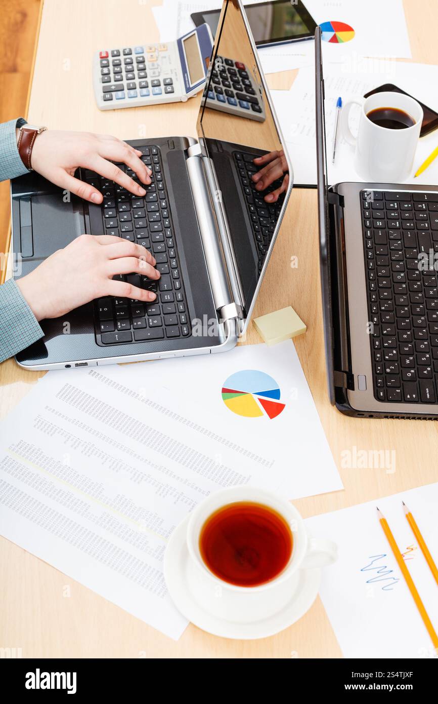 Office workplace monitor information hi-res stock photography and ...