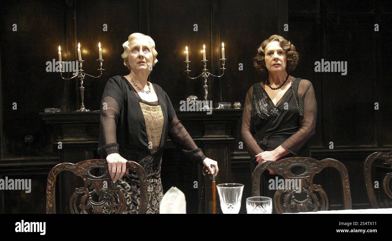 l-r: Gemma Jones (Amy), Penelope Wilton (Agatha) in THE FAMILY REUNION ...