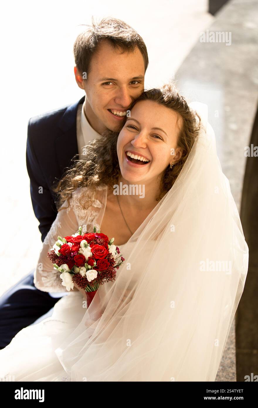 Female look around on street hi-res stock photography and images - Alamy