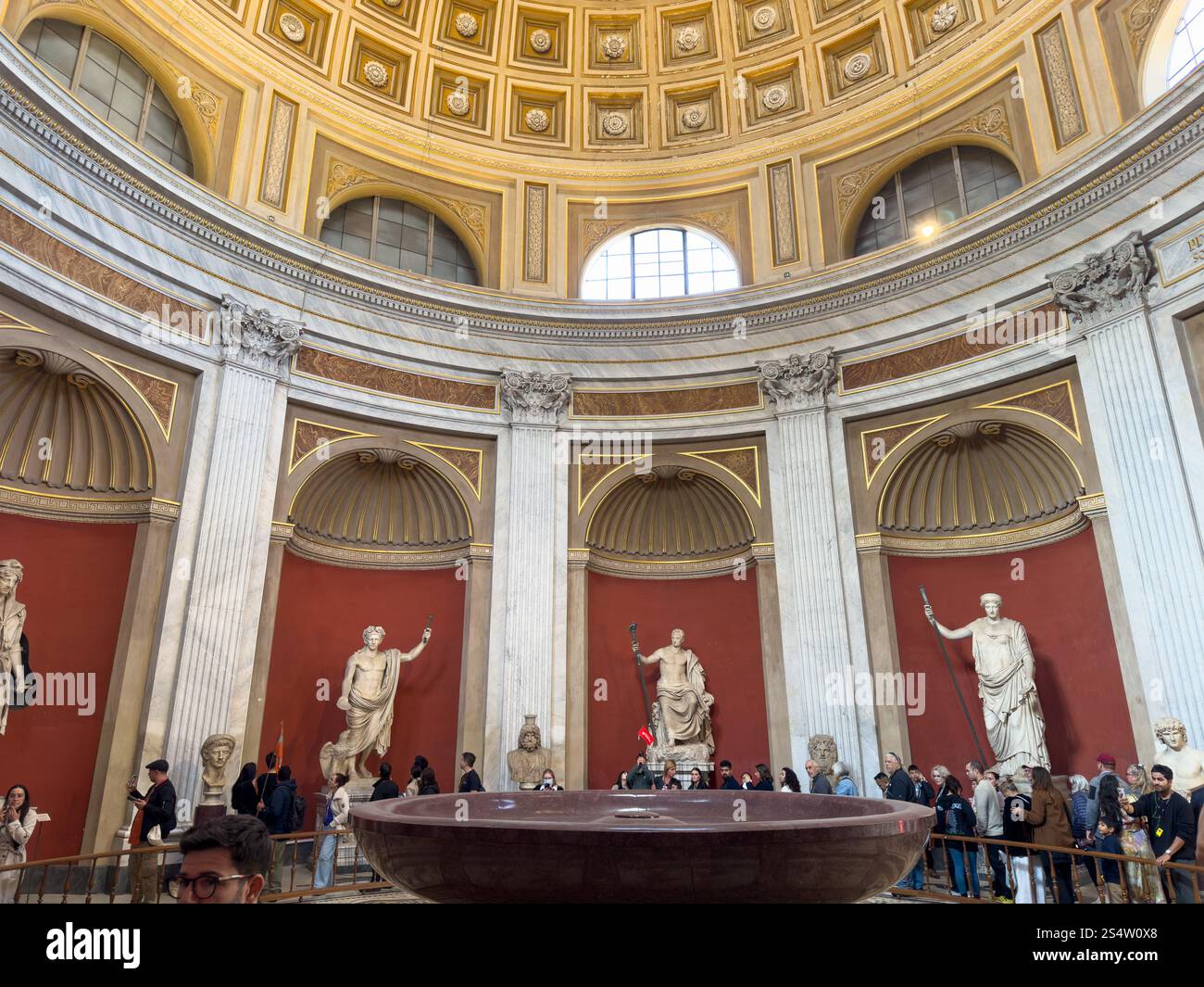 Statues in the Sala Rotonda or Round Room in the Pio Clementino Museum ...