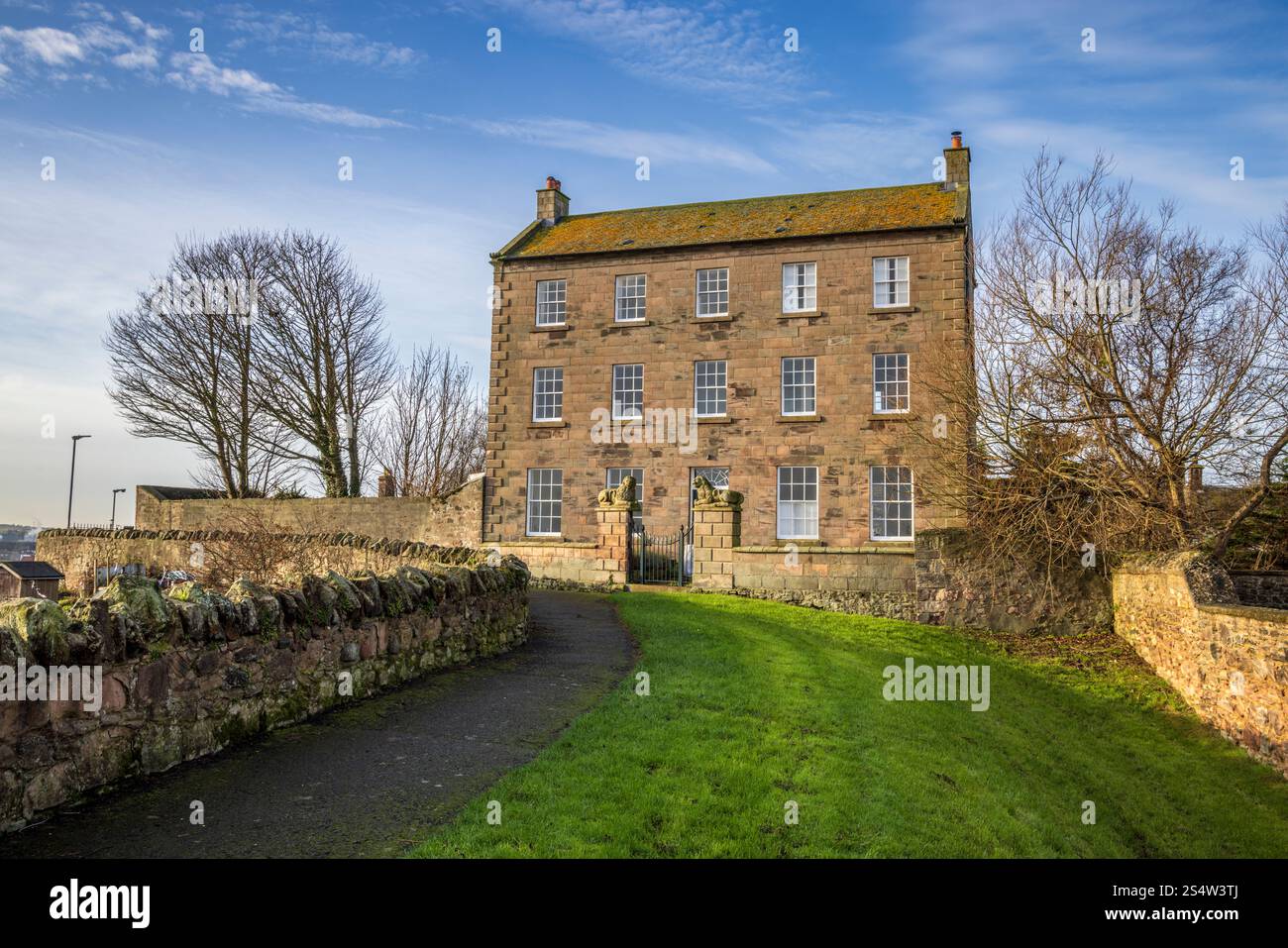 L s lowry hi-res stock photography and images - Alamy