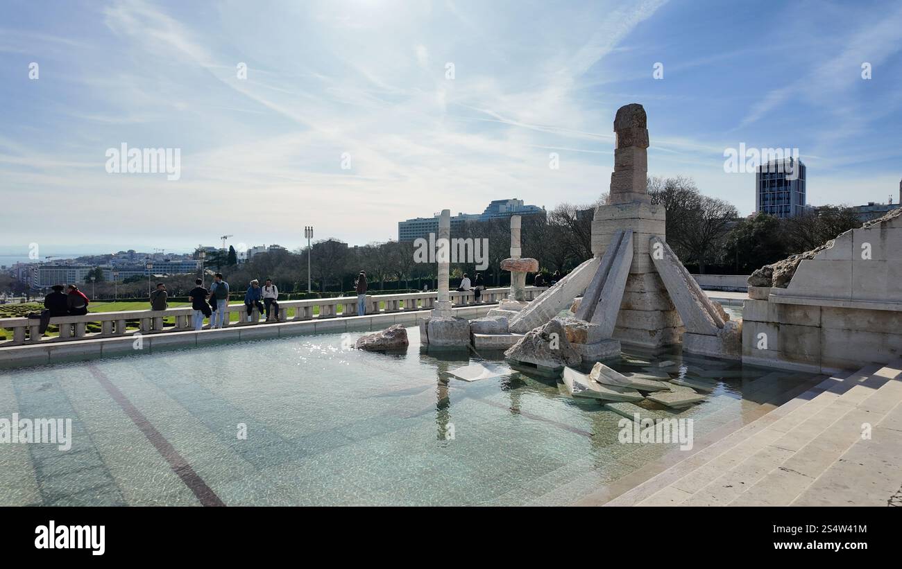 The April 25th Monument (Monumento ao 25 de Abril) is a large concrete ...