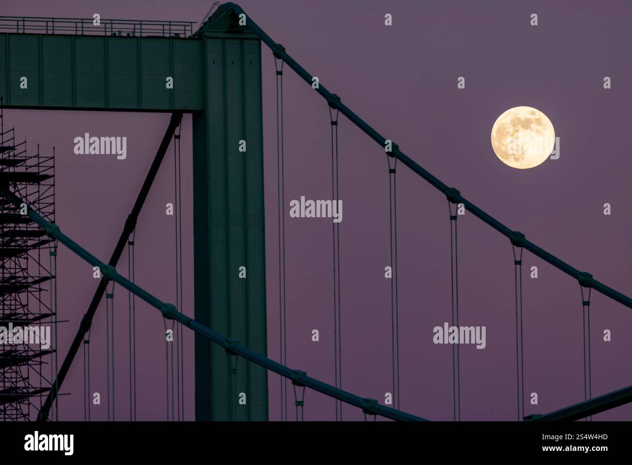 Cologne, Germany. 13th Jan, 2025. The first full moon of the year can ...