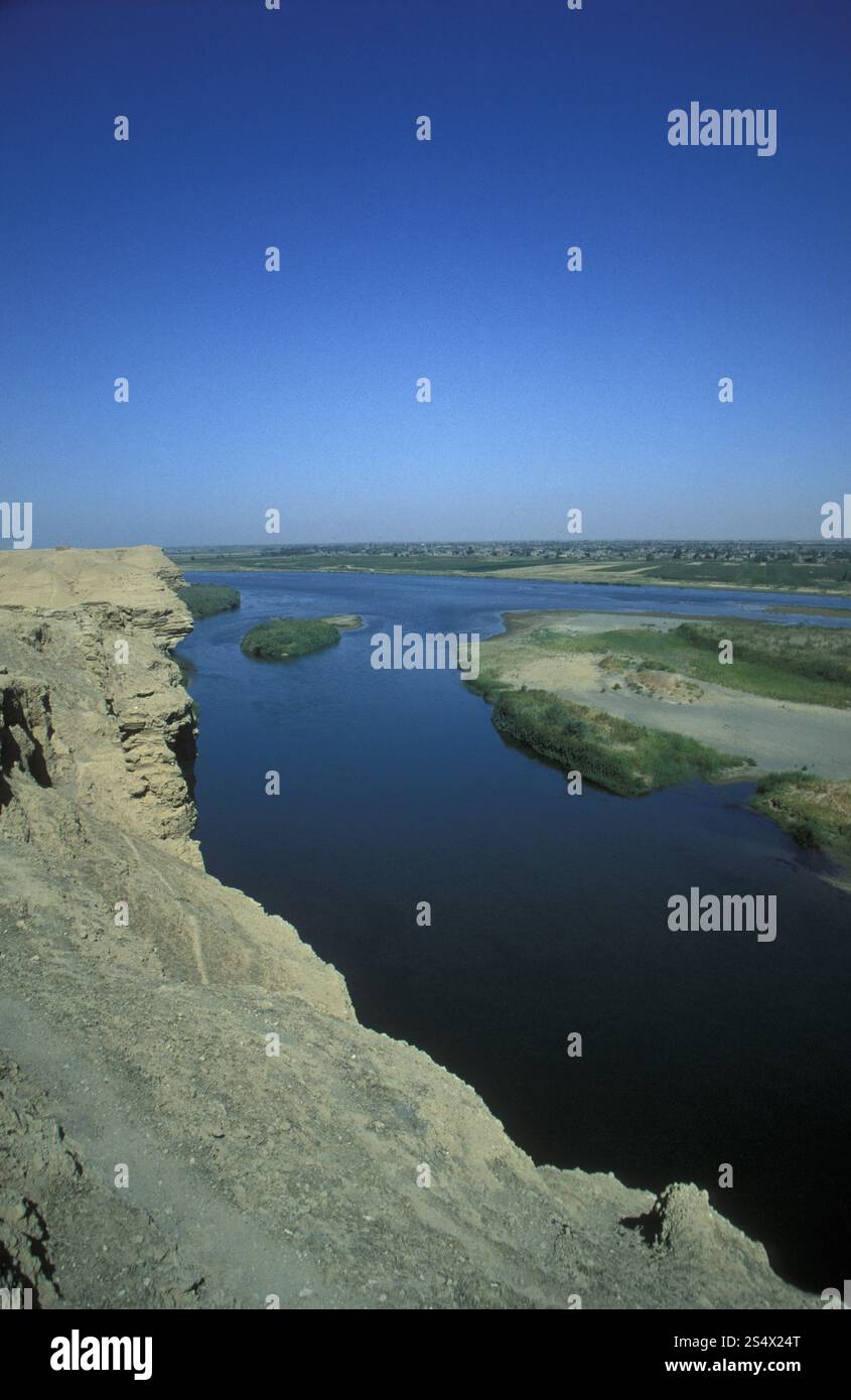 the euphrates river near the city of Deir ez zur in the east of Syria ...