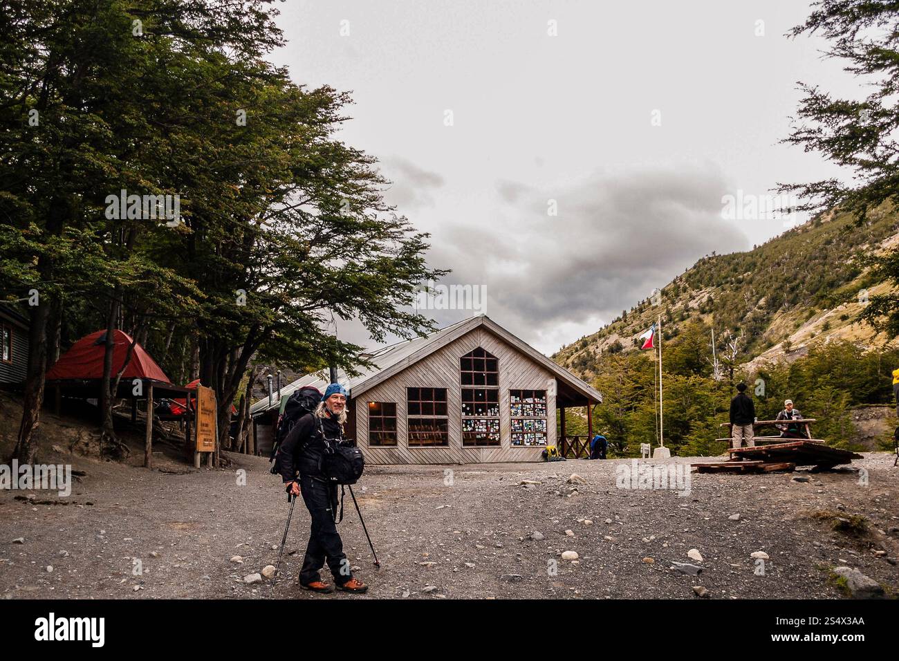 refugio El Chileno, trekking W, valle Ascencio, Parque nacional Torres ...