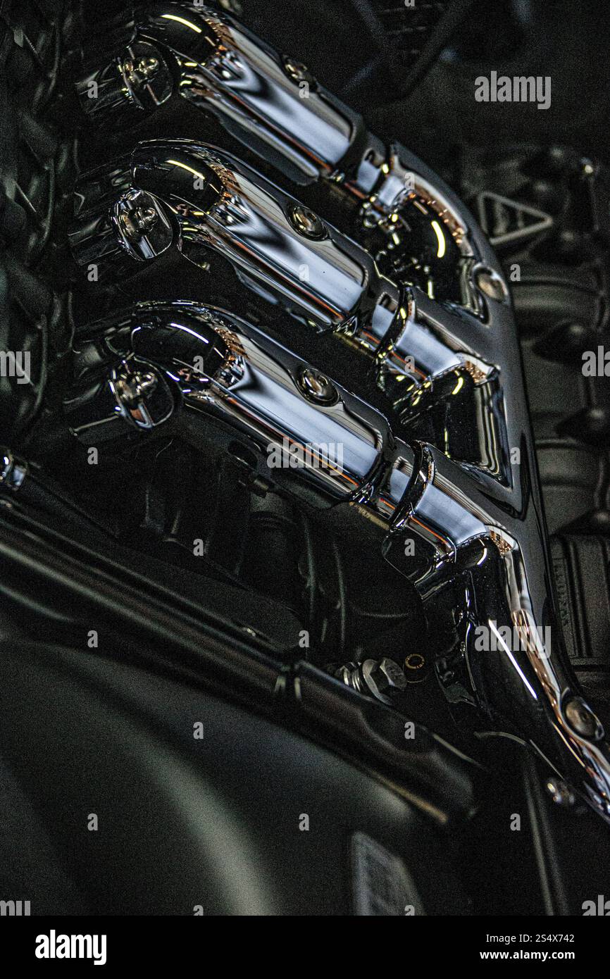 Chrome detailing hi-res stock photography and images - Alamy