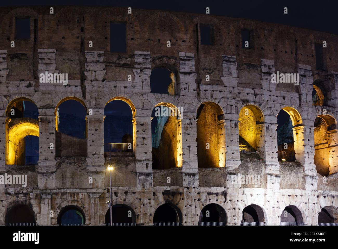 Imperial rome structure hi-res stock photography and images - Alamy