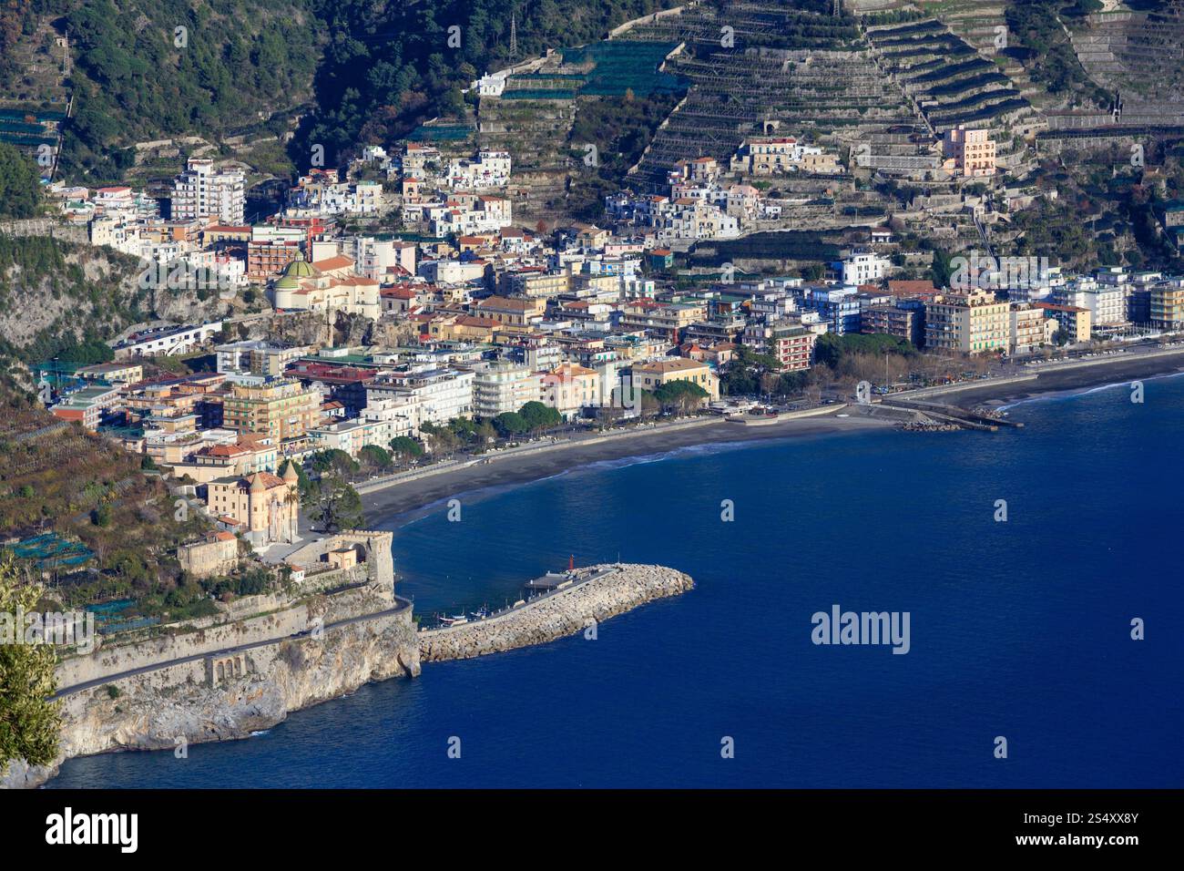 Sea view from Villa Cimbrone terrace (Ravello, Amalfi coast, Italy ...