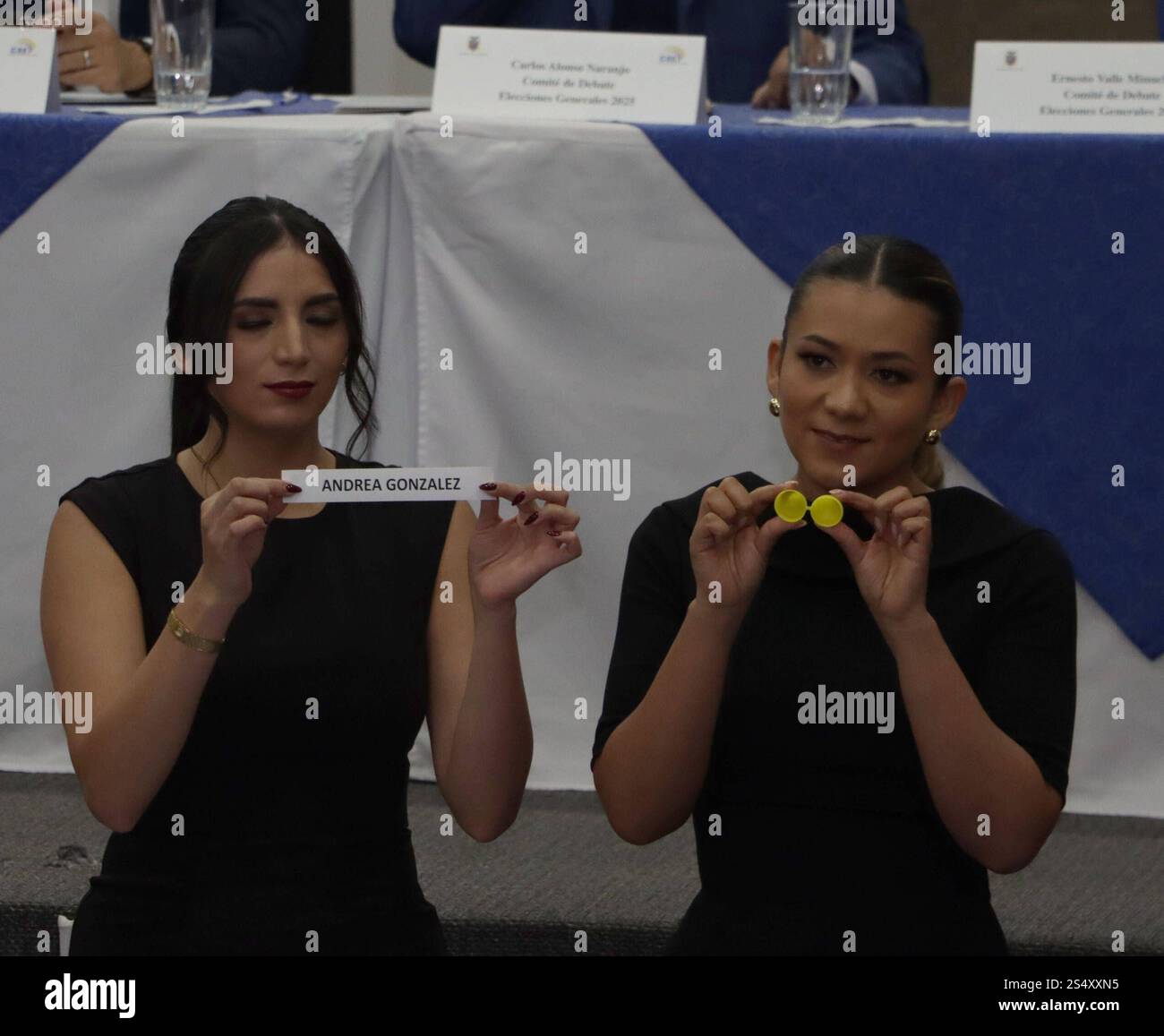 PUBLIC DRAWING OF THE PRESIDENTIAL DEBATE Quito, Monday, January 13 ...