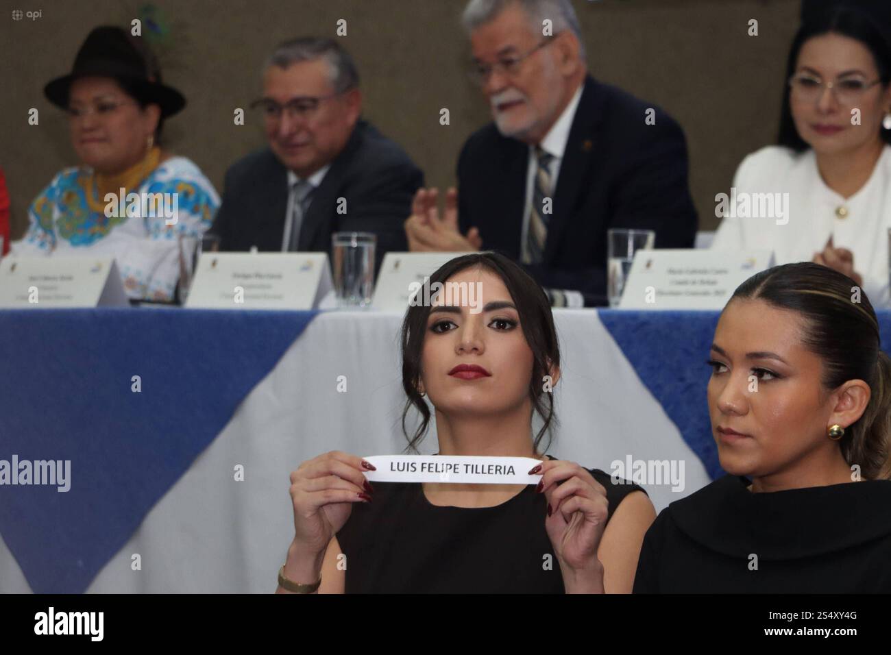 PUBLIC DRAWING OF THE PRESIDENTIAL DEBATE Quito, Monday, January 13 ...