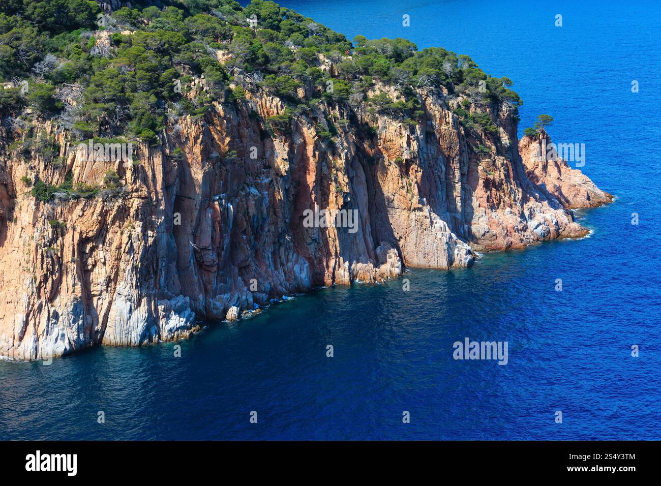 Summer sea rocky coast view. Coastline between Barcelona and Palamos ...