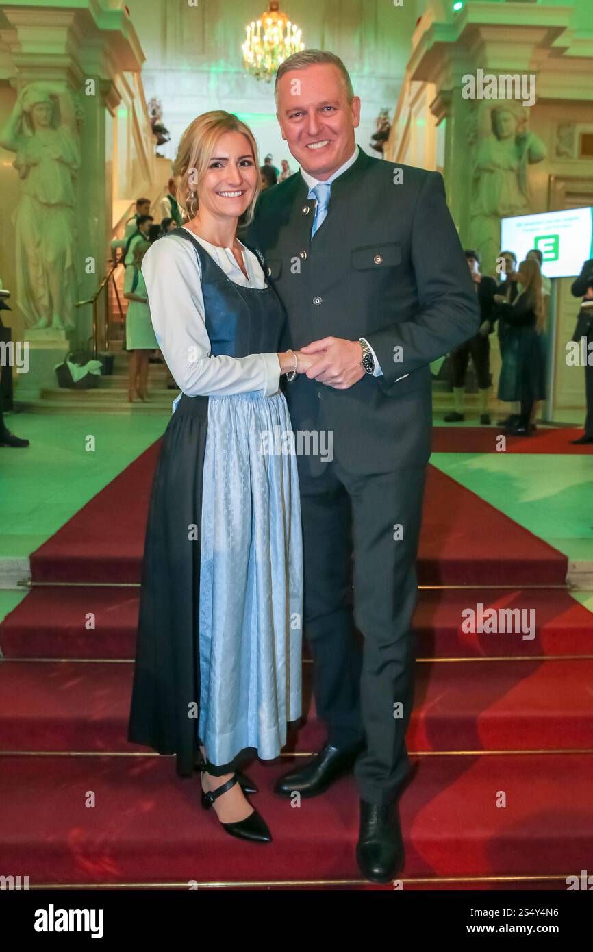 10.01.2025, Wiener Hofburg, STEIRERBALL 2025, Wiener Hofburg Tanzball d ...