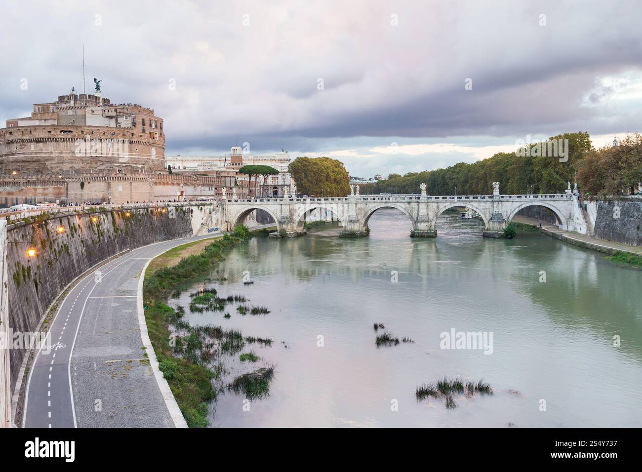 travel to Italy - waterfront of Tiber River, Castel Sant Angelo (Castle of the Holy Angel ...