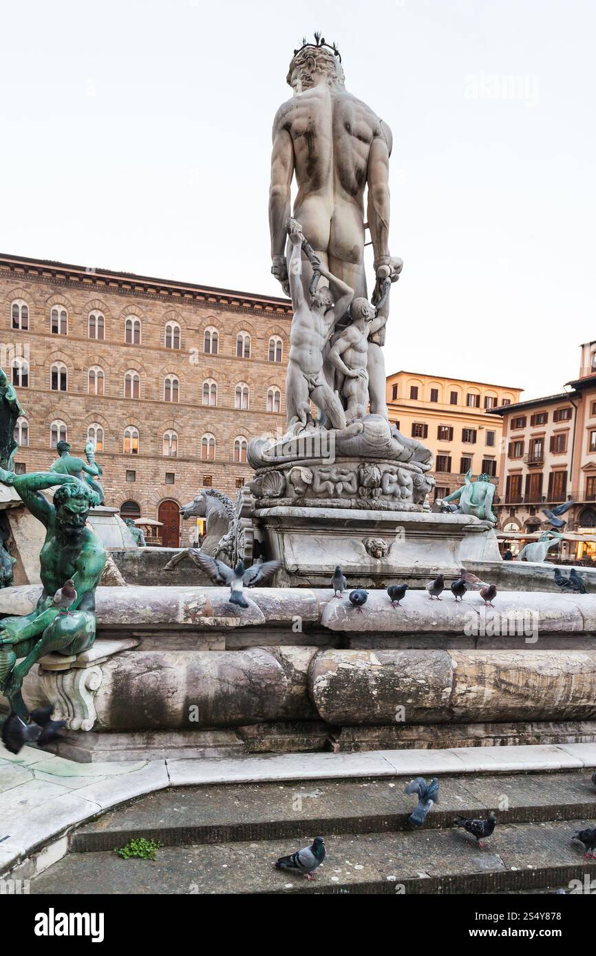 travel to Italy - back side of Fountain of Neptune on the Piazza della ...