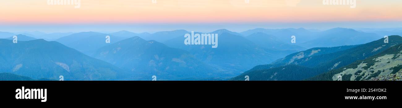 Mountain outline on morning sky background. Summer daybreak misty top ...