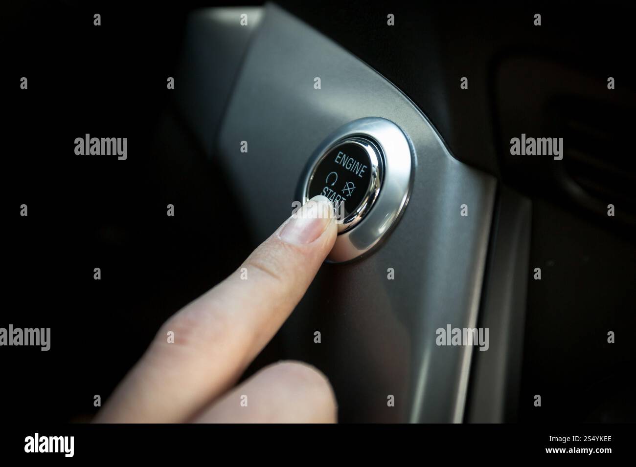 Hand pressing motor starter button hi-res stock photography and images ...