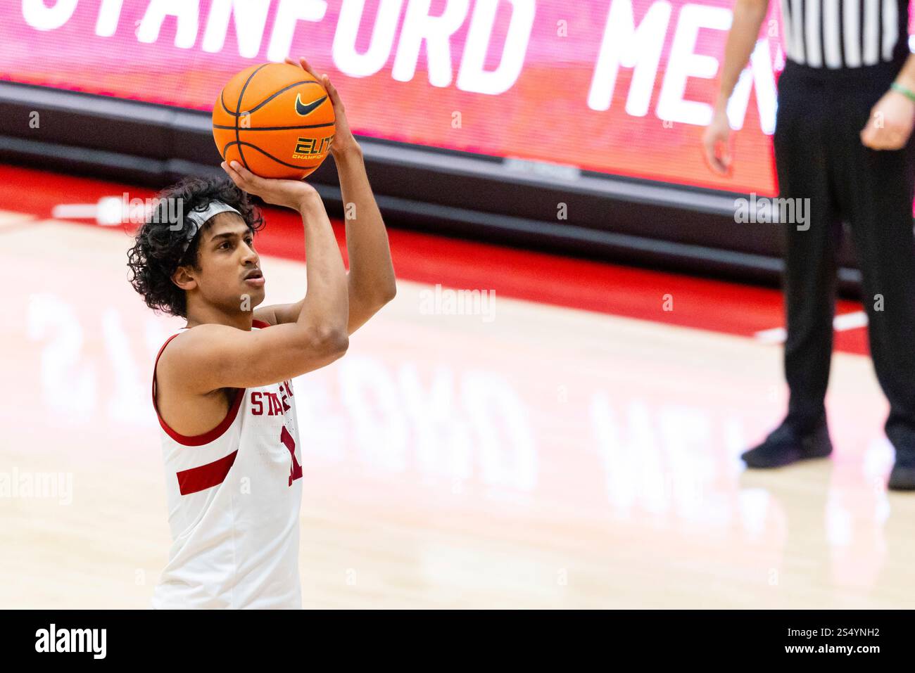 PALO ALTO, CA - JANUARY 11: Stanford Cardinal guard Ryan Agarwal (11 ...