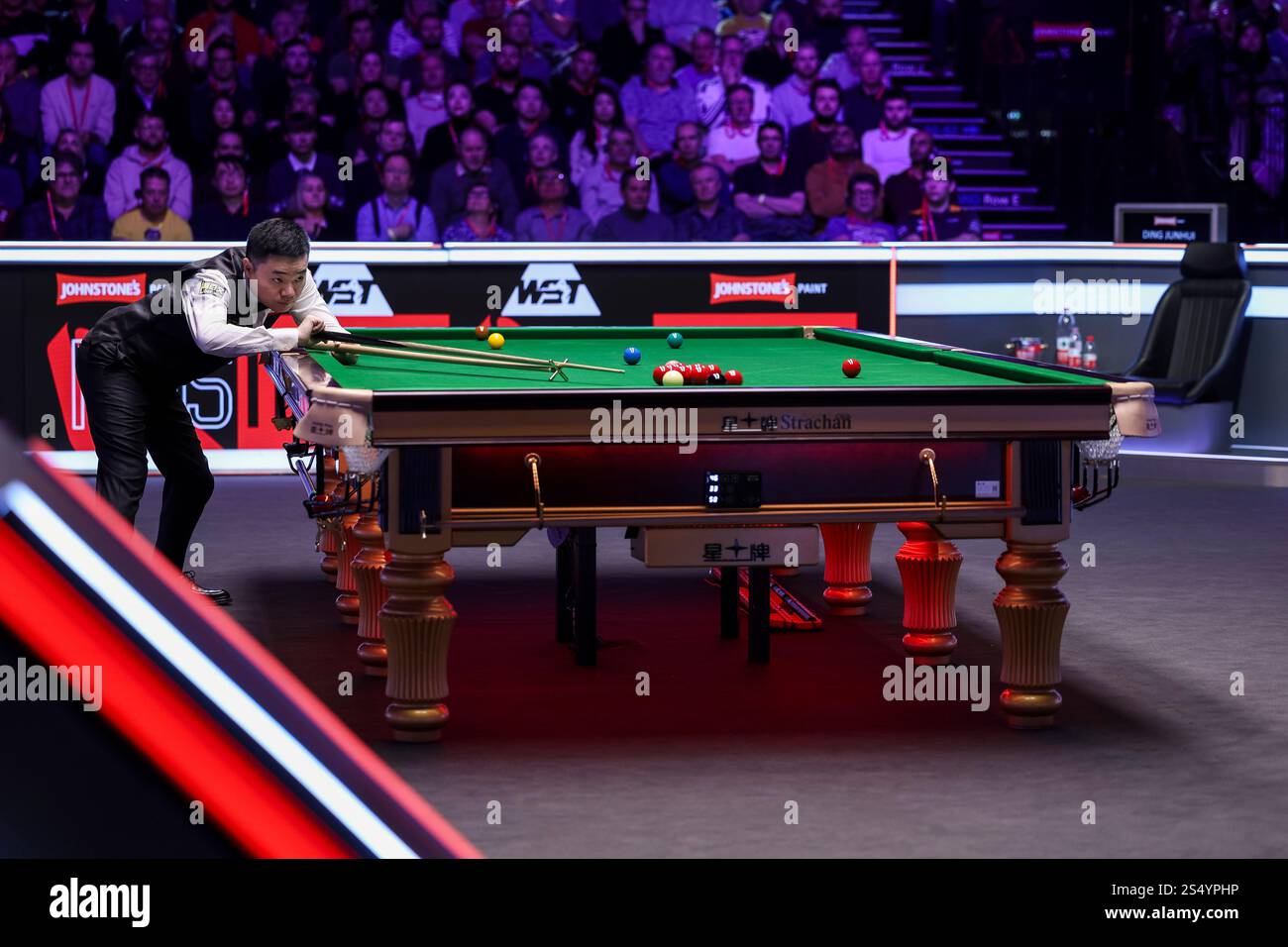 Alexandra Palace, London, UK. 13th Jan, 2025. 2025 Johnstones Paint ...