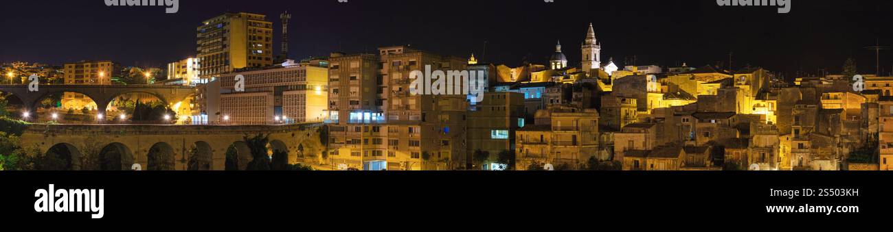 Night old medieval Ragusa famos Sicilian town view (Sicily, Italy ...