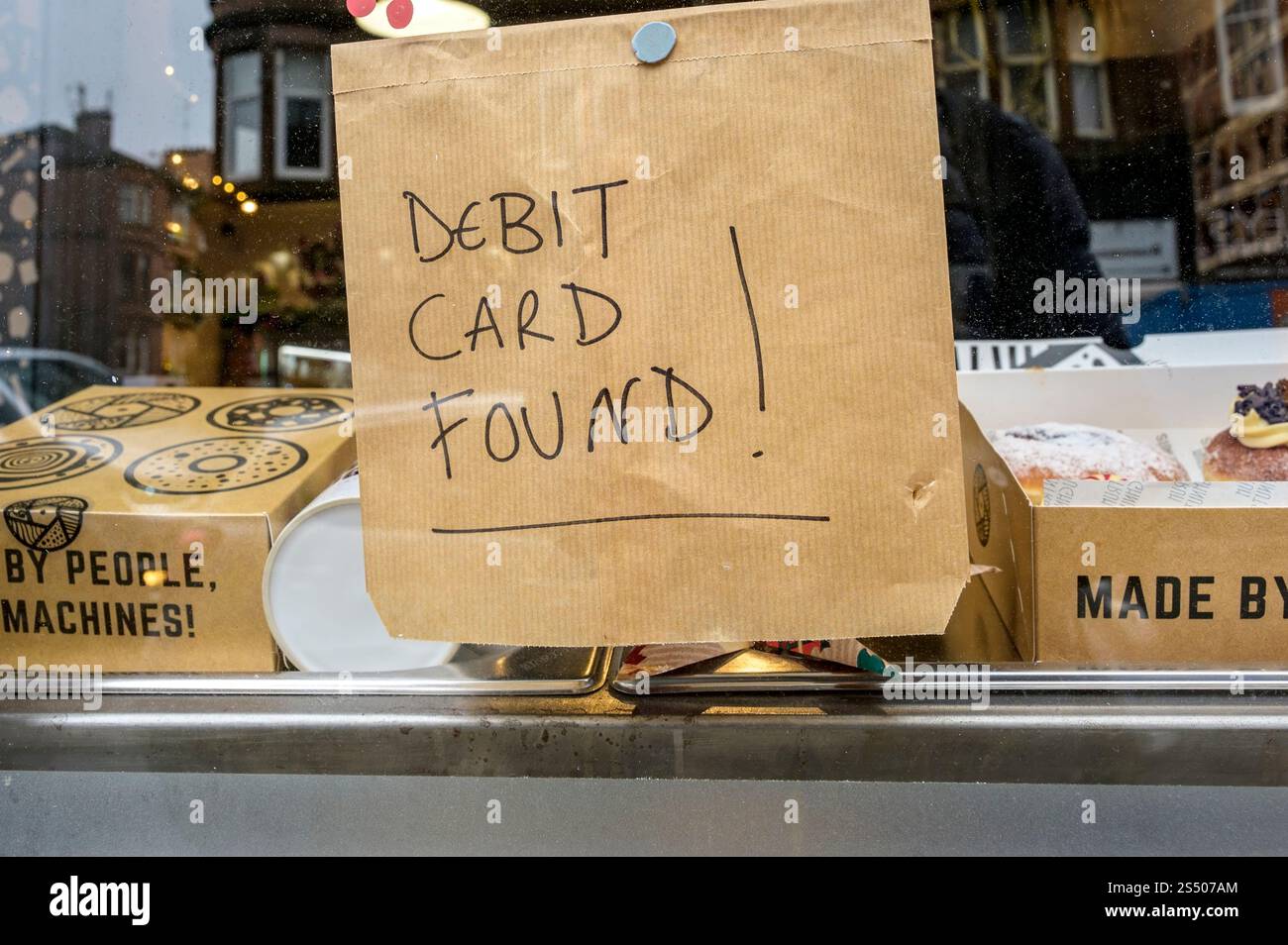 Lost debit bank card cards hi-res stock photography and images - Alamy