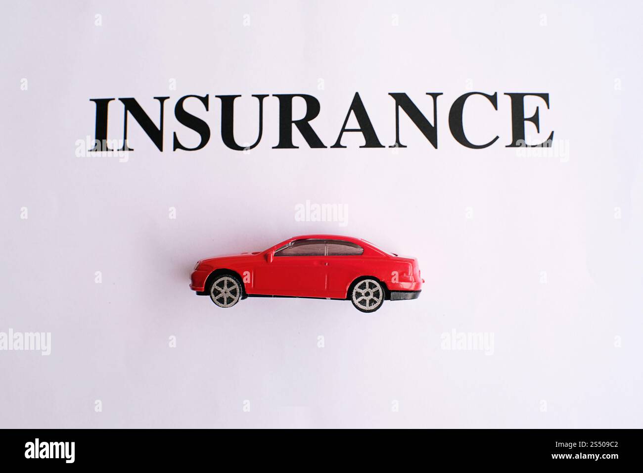 Insurance claim contract agreement hi-res stock photography and images ...