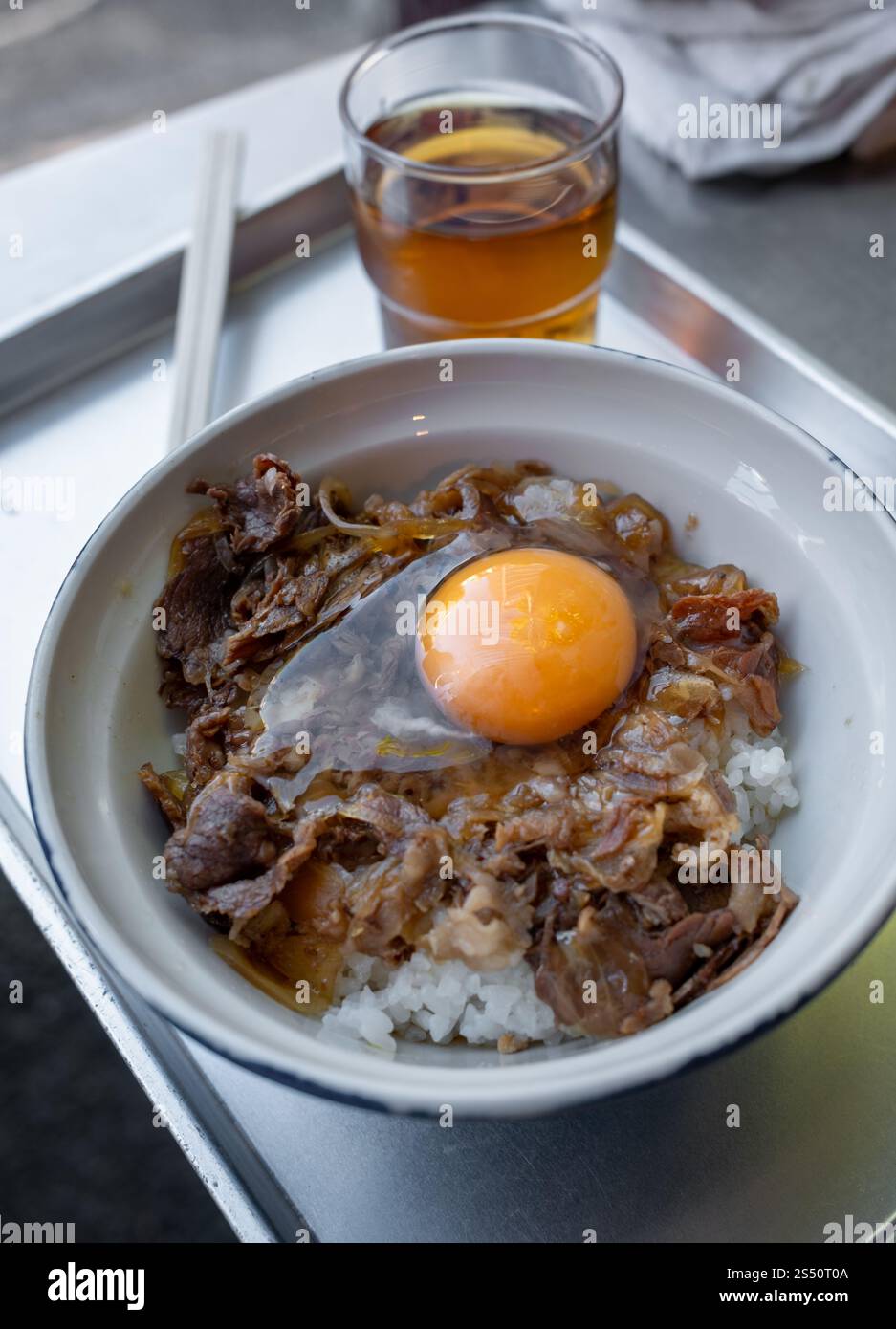 Kitsuneya Gyu-Don Beef Stew Restaurant at Kitsuneya Restaurant Tsukiji ...
