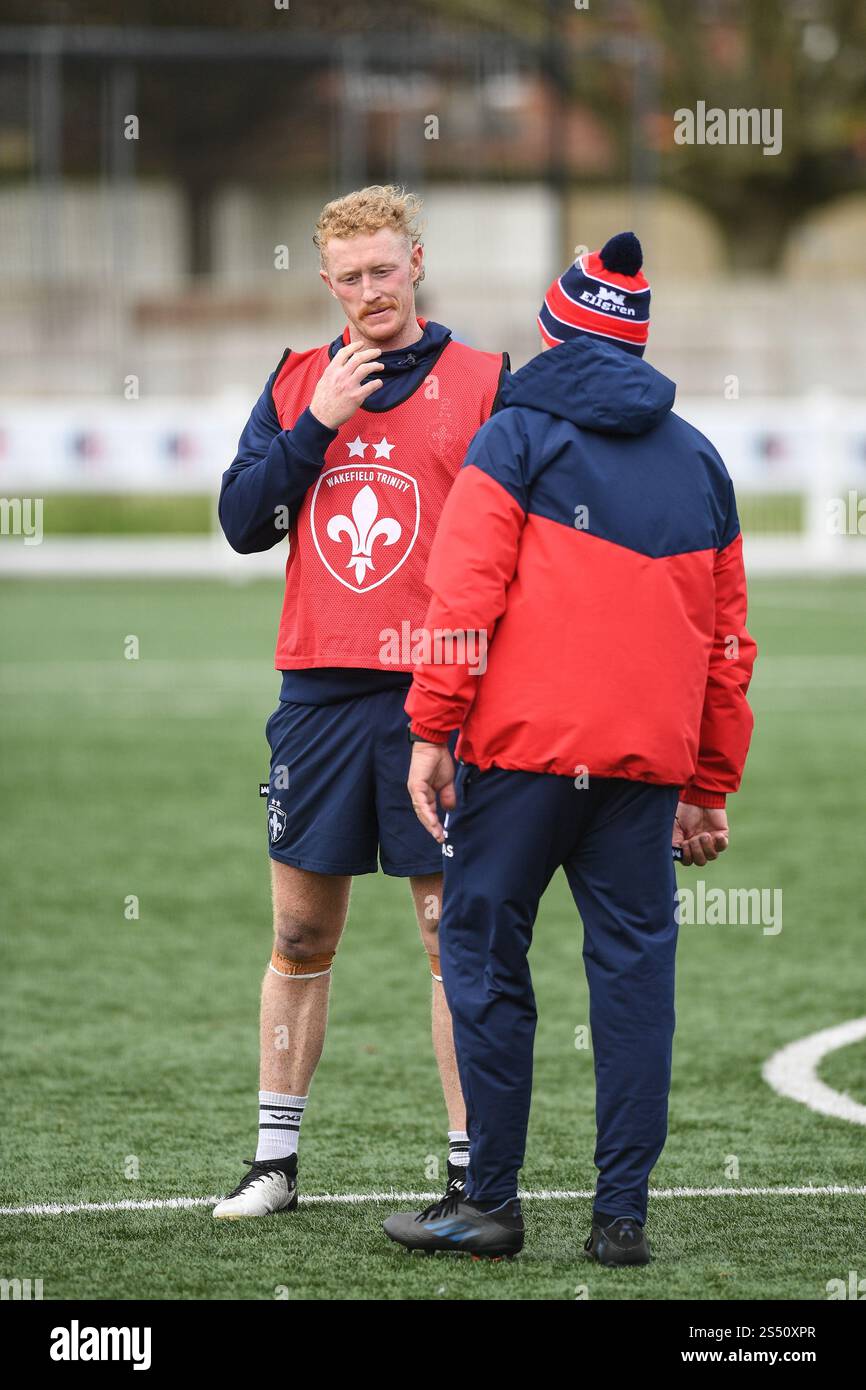 Wakefield, England - 16th December 2024 -Wakefield Trinity's Lachlan ...