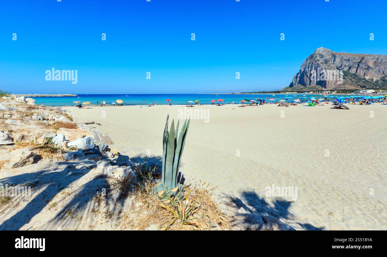 Paradise Tyrrhenian sea bay, San Vito lo Capo beach with clear azure ...
