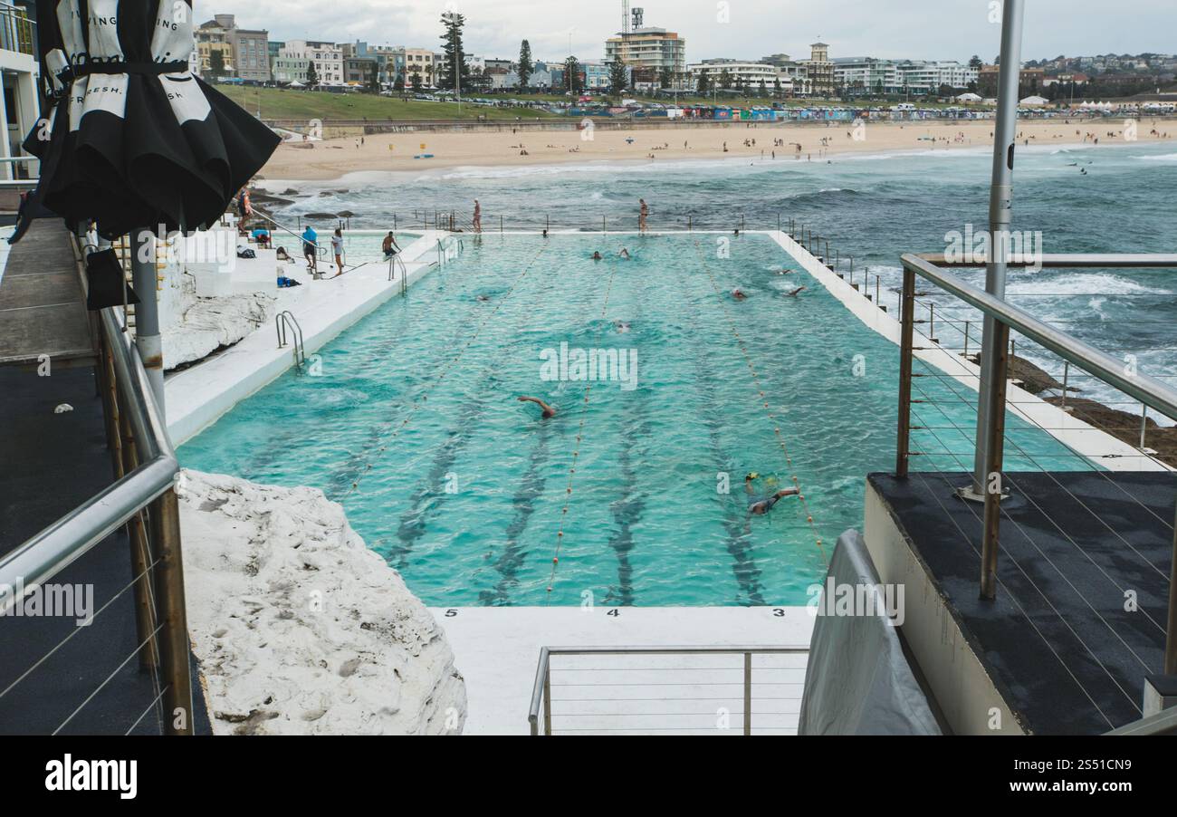 Rock Pool at Bondi Beach, Sydney, Australia Stock Photo - Alamy