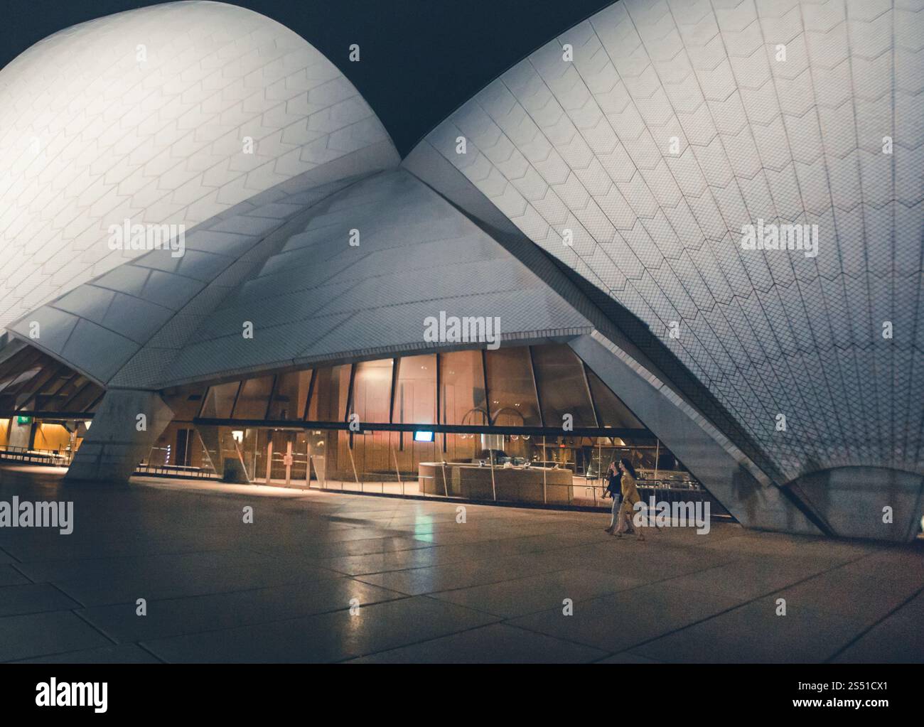 sydney opera house, a multi venue performing arts centre at Sydney ...