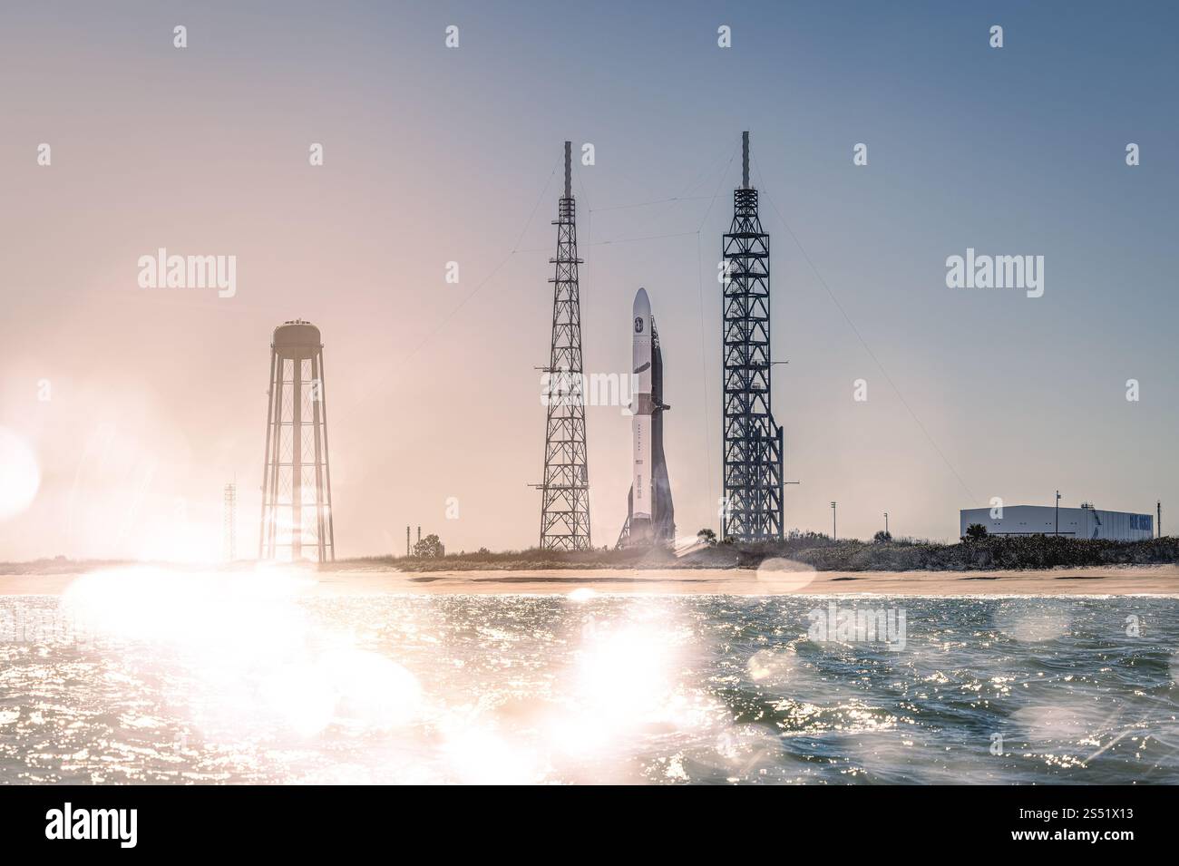 Cape Canaveral, USA. 12th Jan, 2025. Blue Origin New Glenn first launch ...