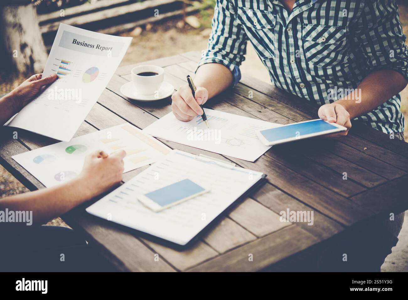 People data analysis hi-res stock photography and images - Alamy