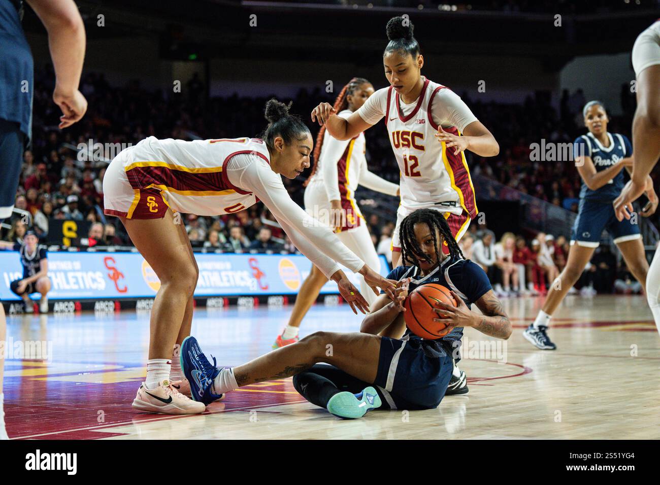 USC Trojans guard Kennedy Smith (11) challenges Penn State Lady Lions ...