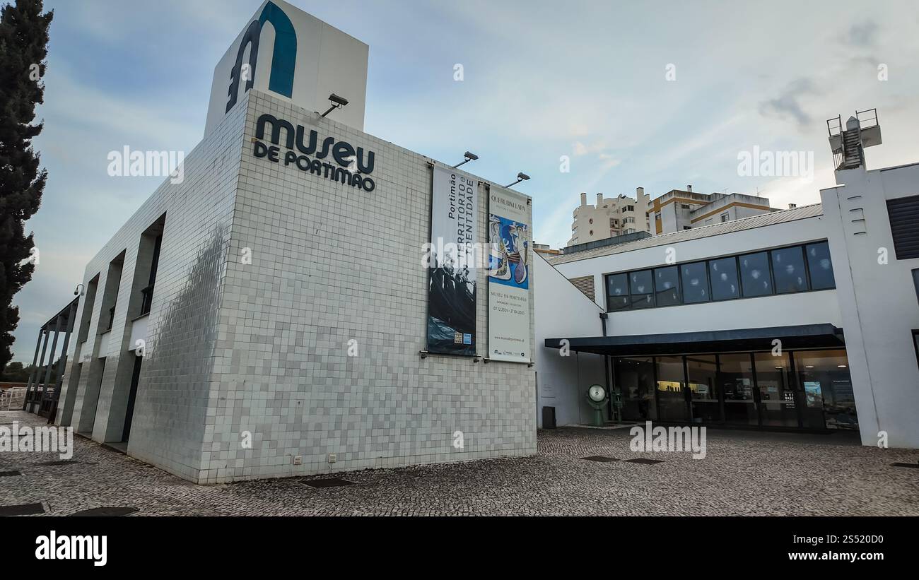 Exterior of the Museu de Portimão, located on Rua Dom Carlos I in ...
