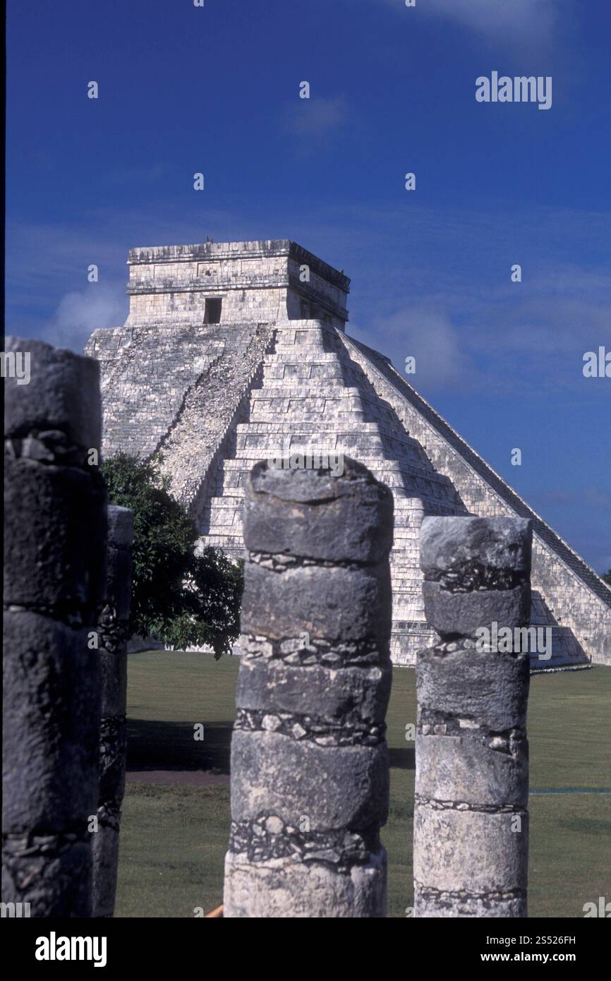 The Maya Ruins with the Kukulkan Pyramide of Chichen Itza in the ...