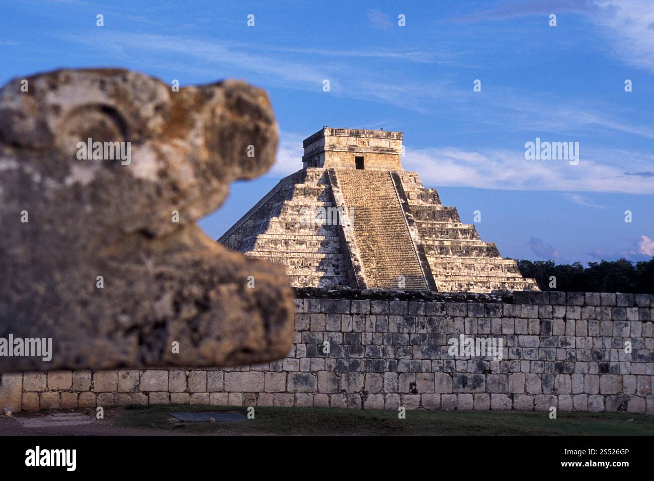 The Maya Ruins with the Kukulkan Pyramide of Chichen Itza in the ...