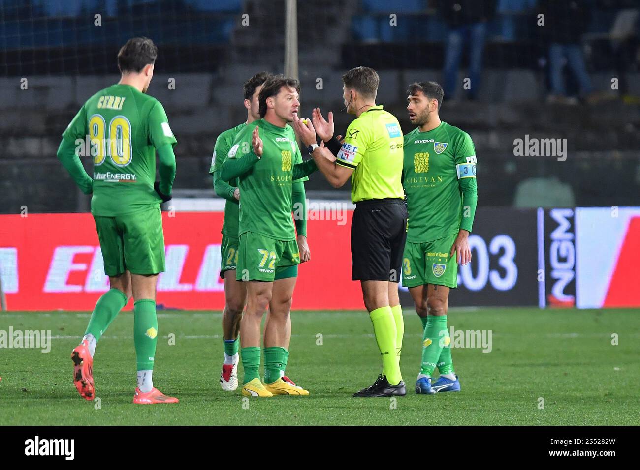 Pisa, Italy. 13th Jan, 2025. Players of Pisa celebrateCarrarese talk to ...