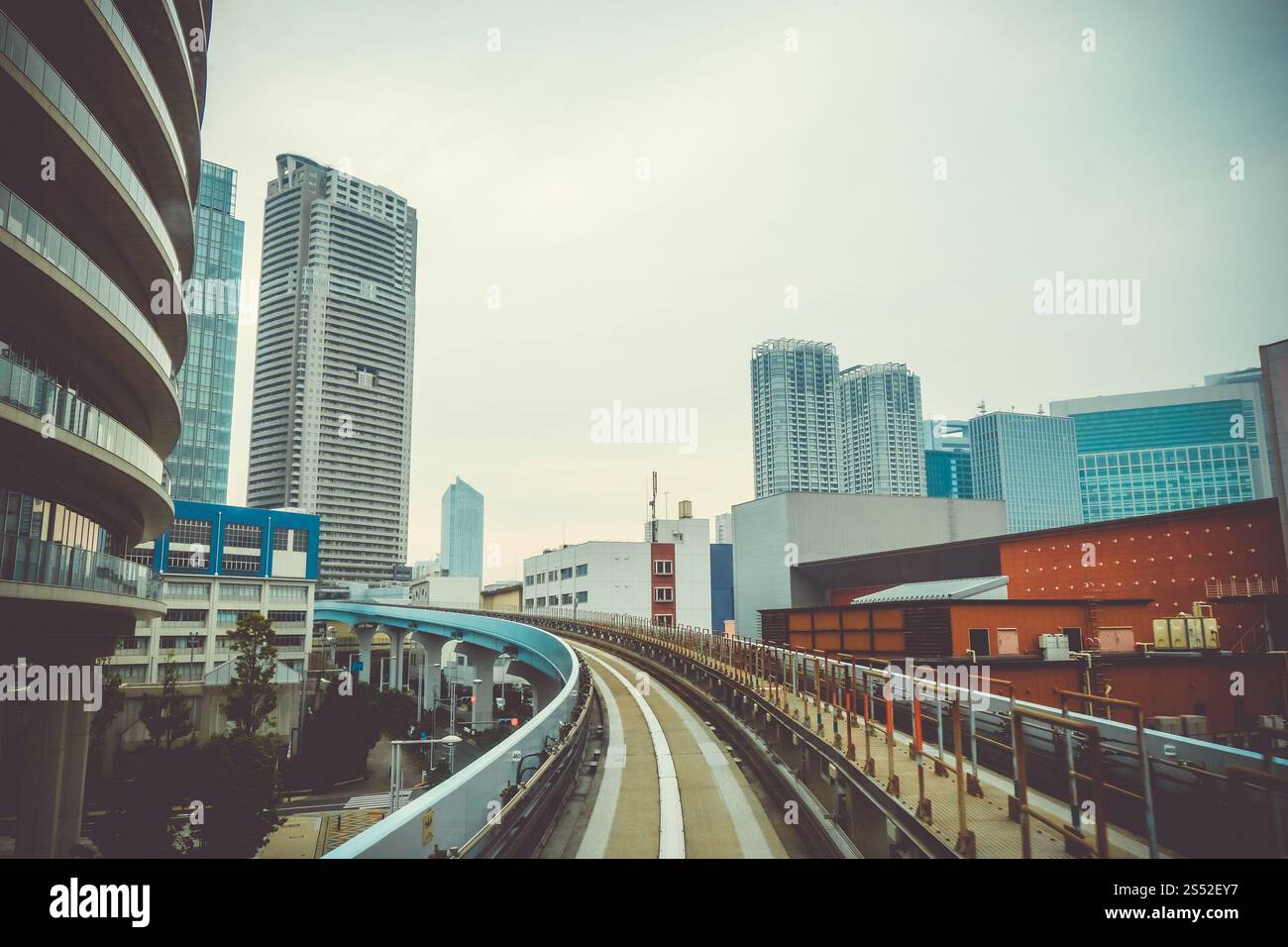 Monorail in Tokyo city. Downtown cityscape view. Japan. Monorail in ...