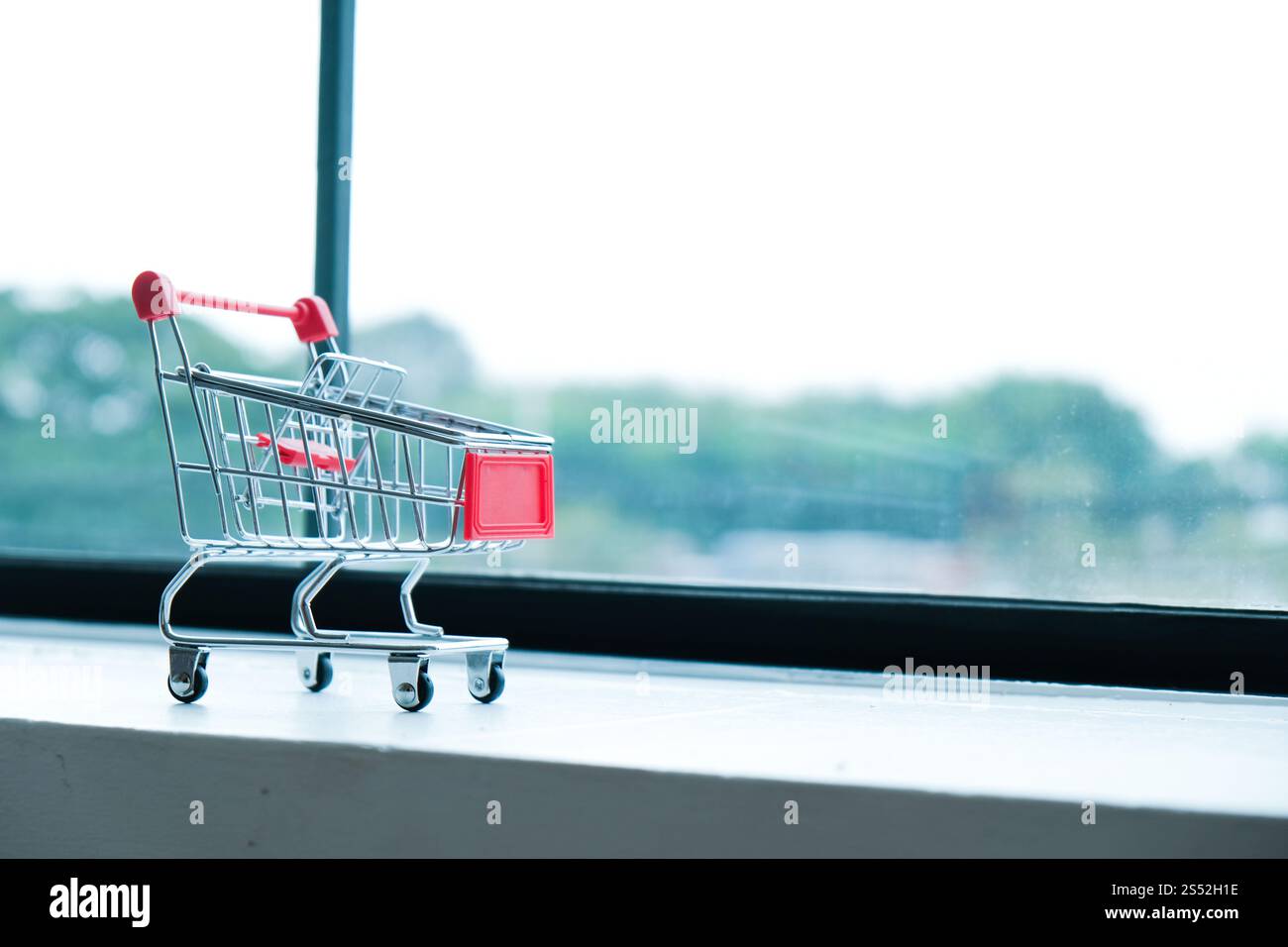 Online payment concept laptop hi-res stock photography and images - Alamy