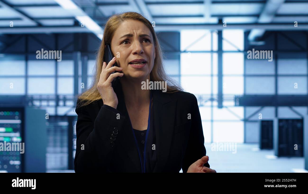 System administrator talking on hi-res stock photography and images - Alamy