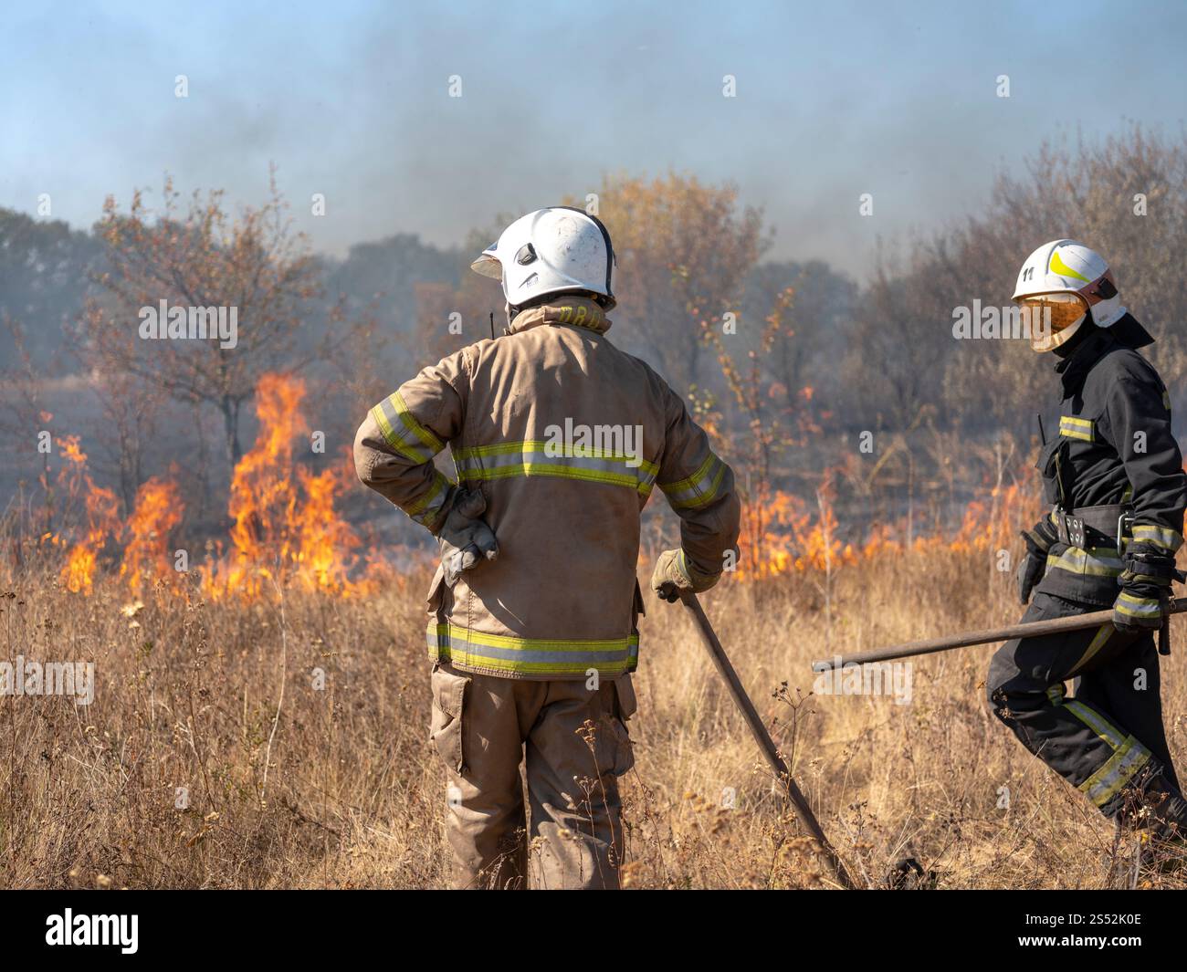 Ukrainian Wildfire Firefighters in Kharkiv Stock Photo - Alamy