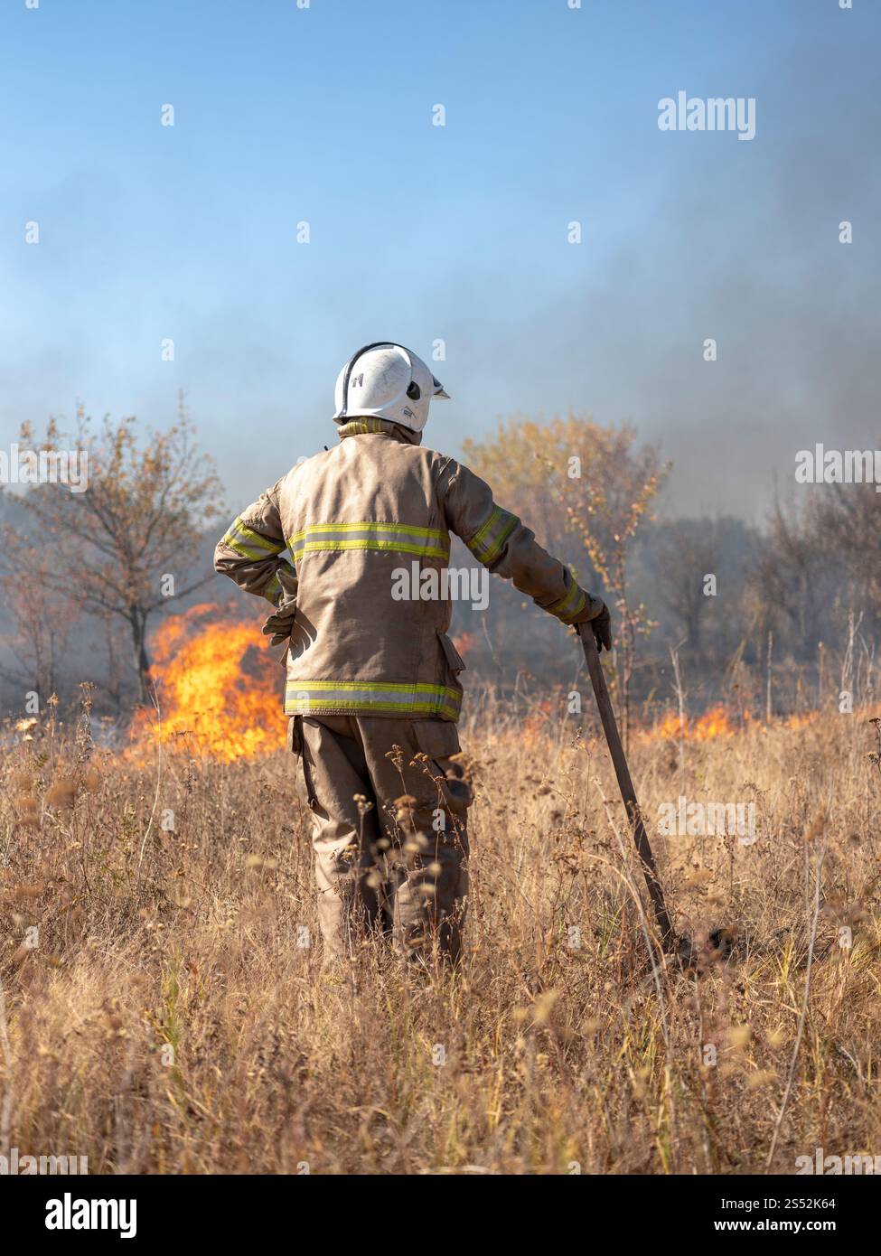 Ukrainian Wildfire Firefighters in Kharkiv Stock Photo - Alamy