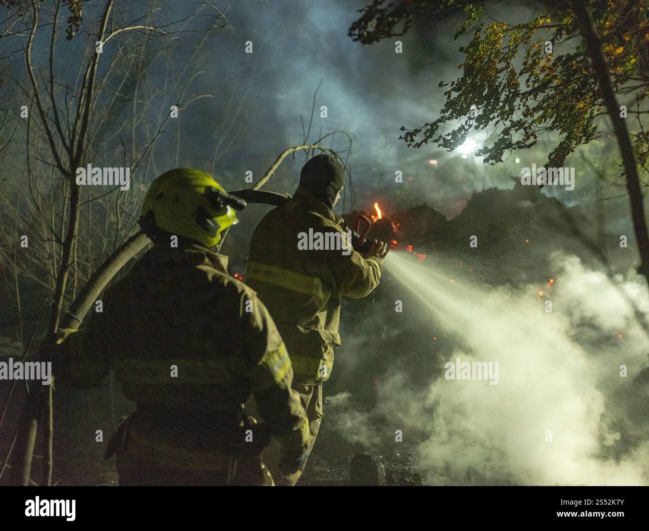 Ukrainian Wildfire Firefighters in Kharkiv Stock Photo - Alamy