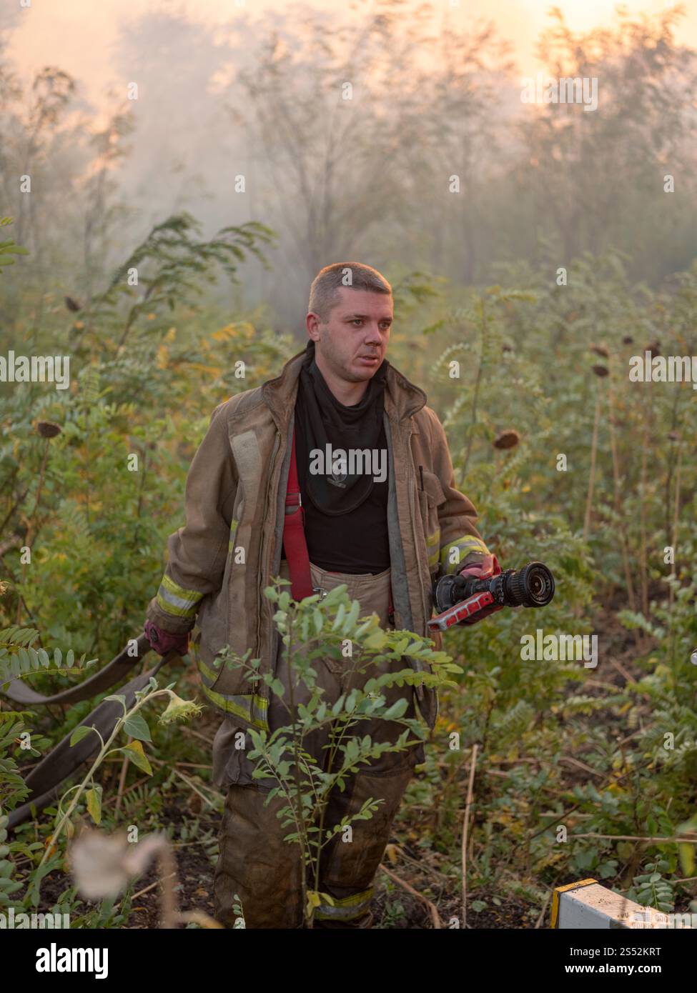 Ukrainian Wildfire Firefighters in Kharkiv Stock Photo - Alamy