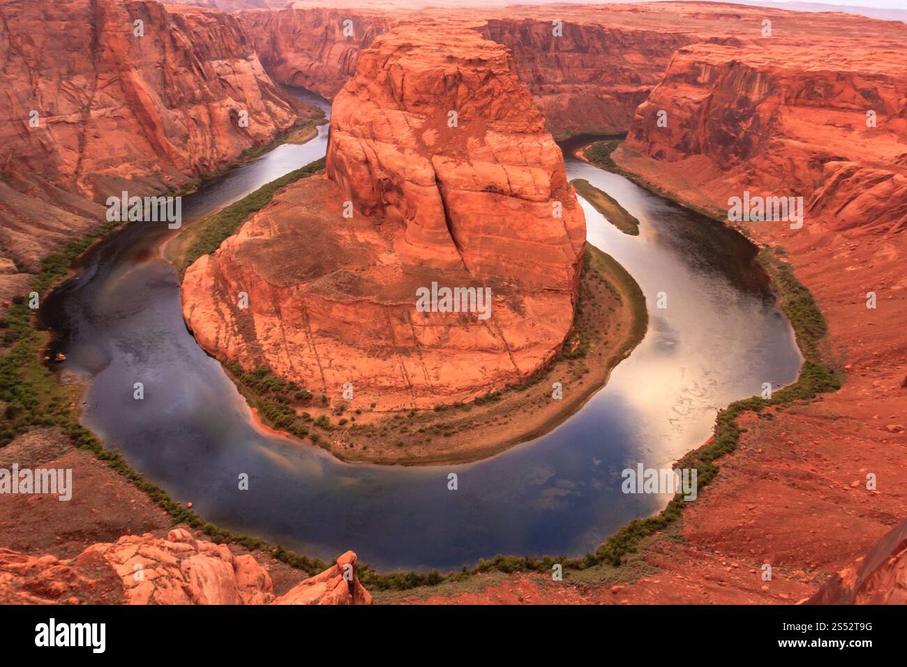 Horseshoe Bend is the name for a horseshoe-shaped meander of the ...