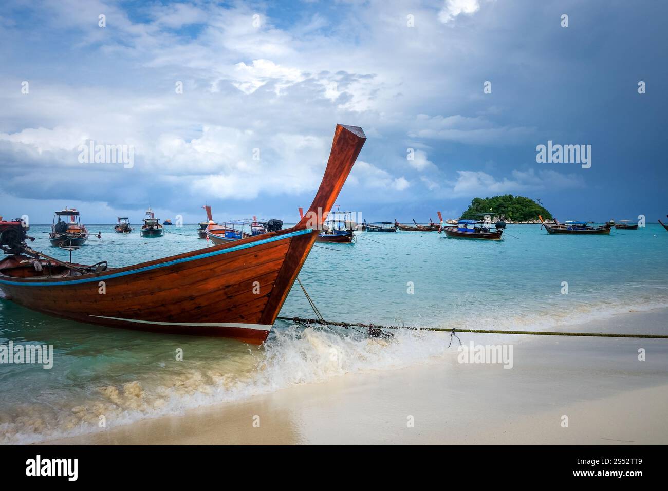 Sunrise beach paradise in Koh Lipe, Thailand. Tropical beach in Koh ...
