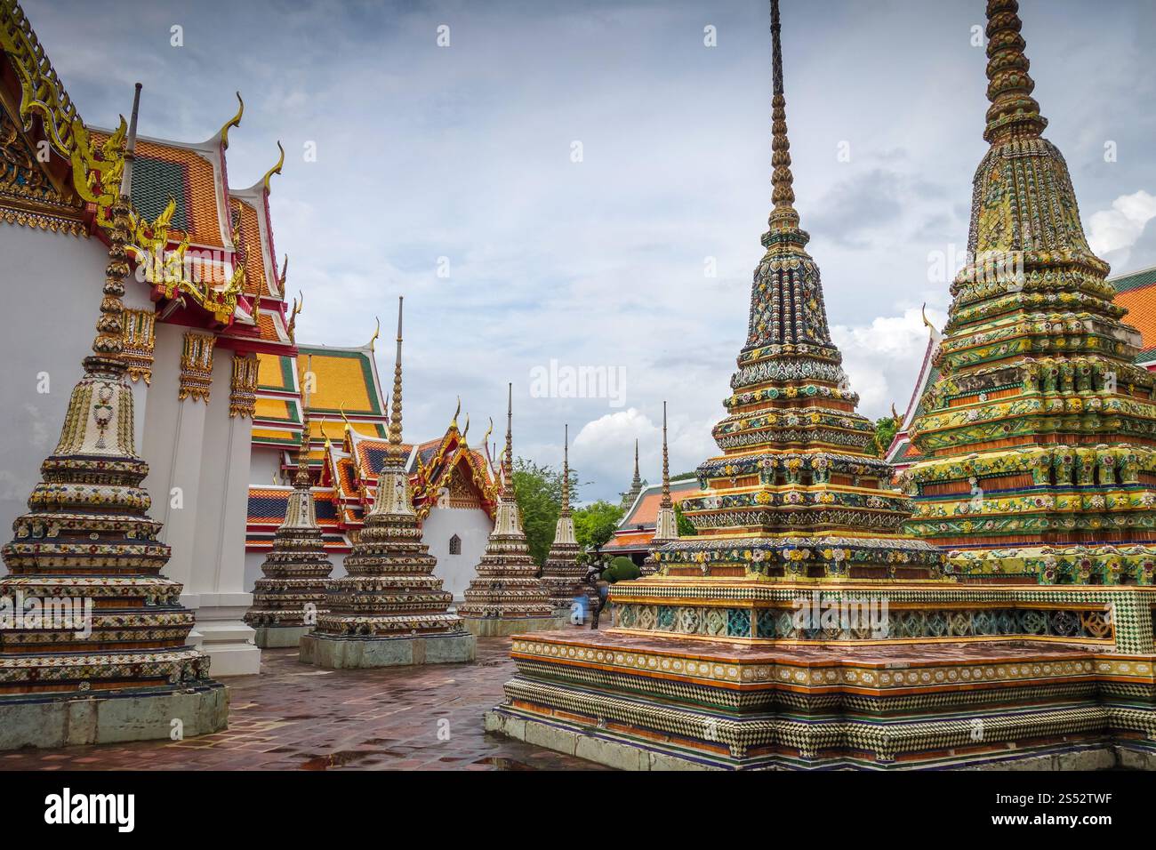 Wat Pho Buddhist temple in Bangkok, Thailand. Wat Pho, Bangkok, Thailand Stock Photo - Alamy