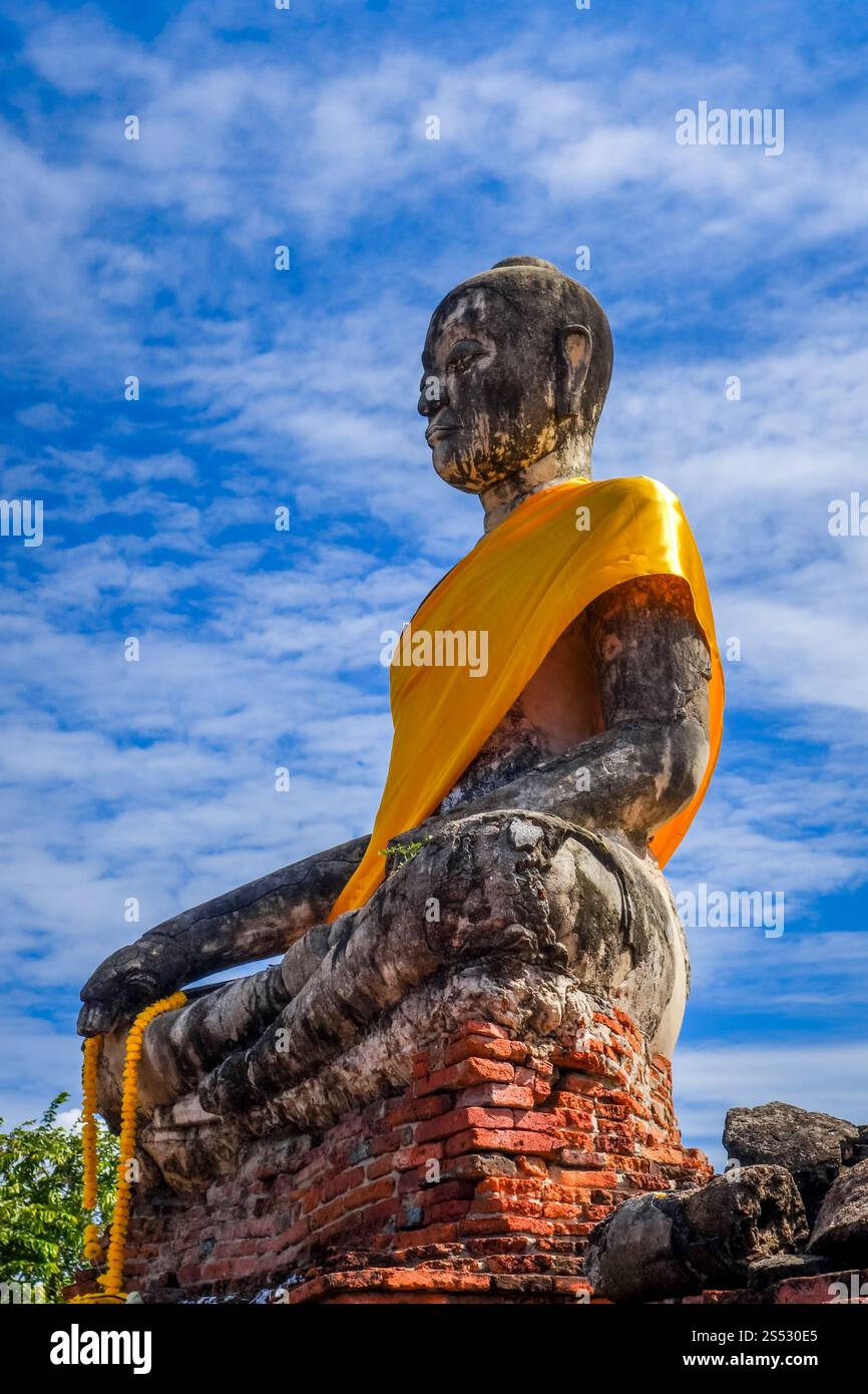 Buddha statue in wat lokaya sutharam temple hi-res stock photography ...