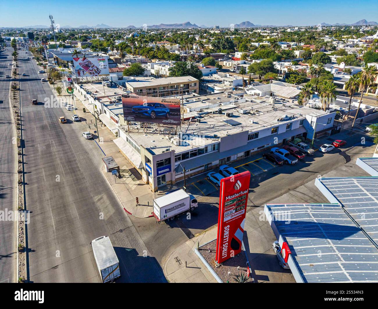 Master Fuels gas station on Kino Boulevard or Eusebio Francisco Kino ...